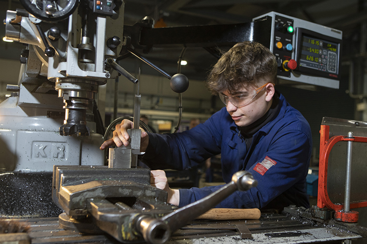 Antwort What is level 6 electrical engineering? Weitere Antworten ...